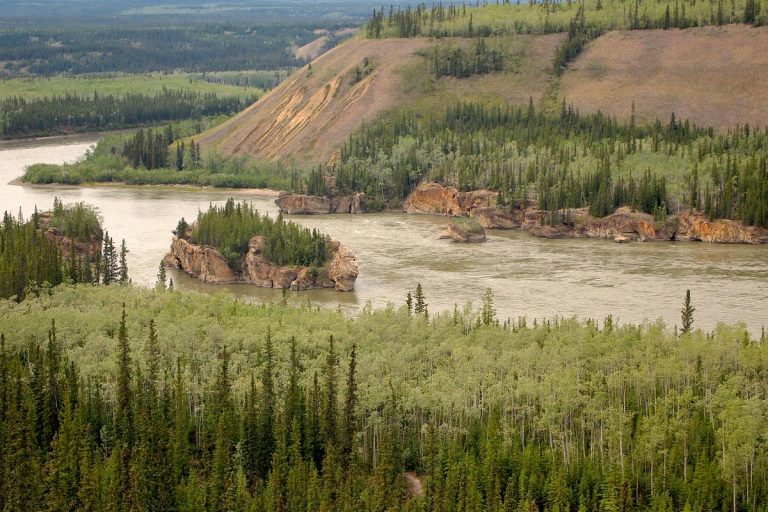 Exploring the Yukon River in Alaska by Canoe - Supawell